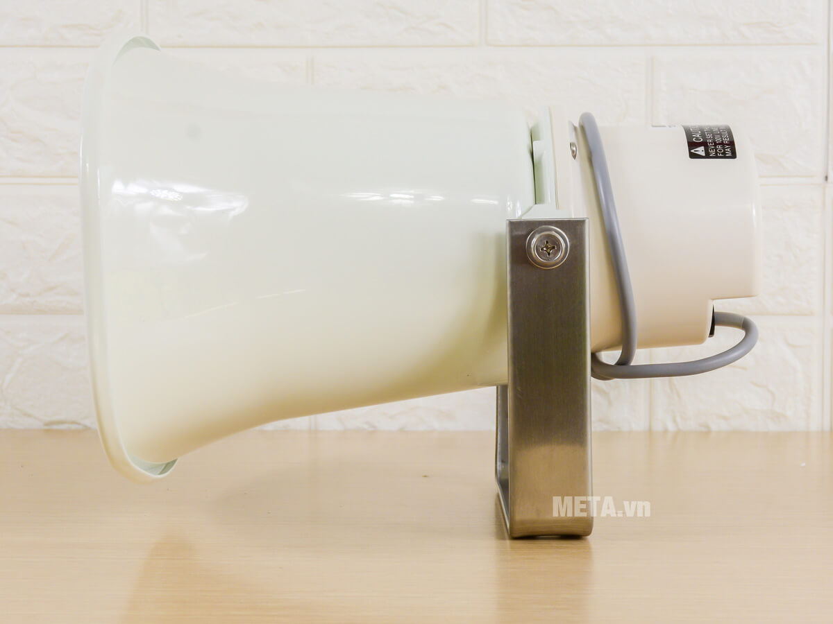 Loa nén phản xạ vành chữ nhật TOA SC-630M - META.vn