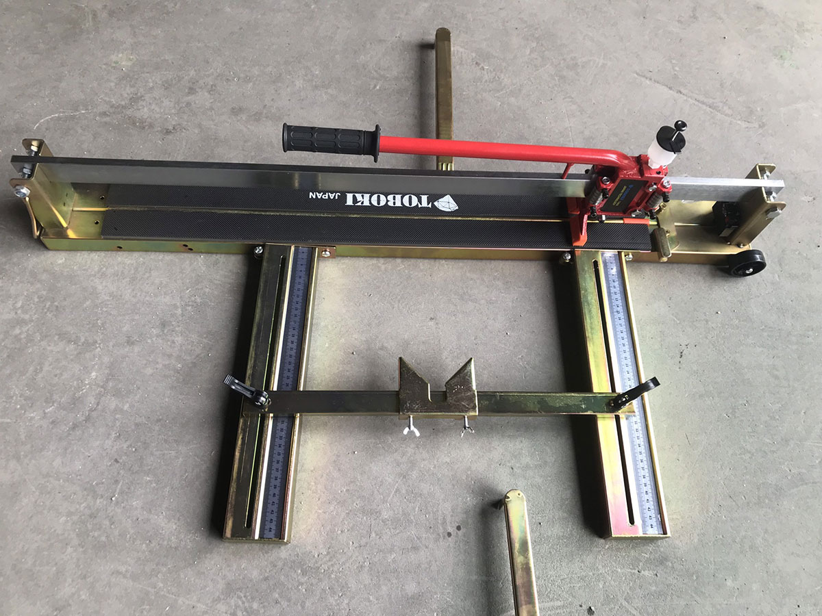 Bàn cắt gạch Toboki T-1000 - META.vn