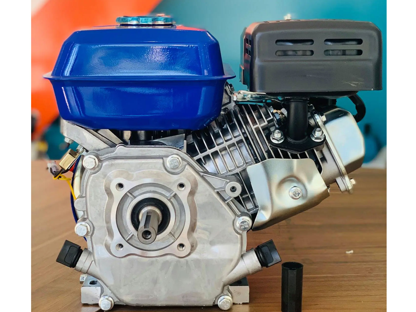 Máy nổ Dewoo DW-5.5HP - META.vn