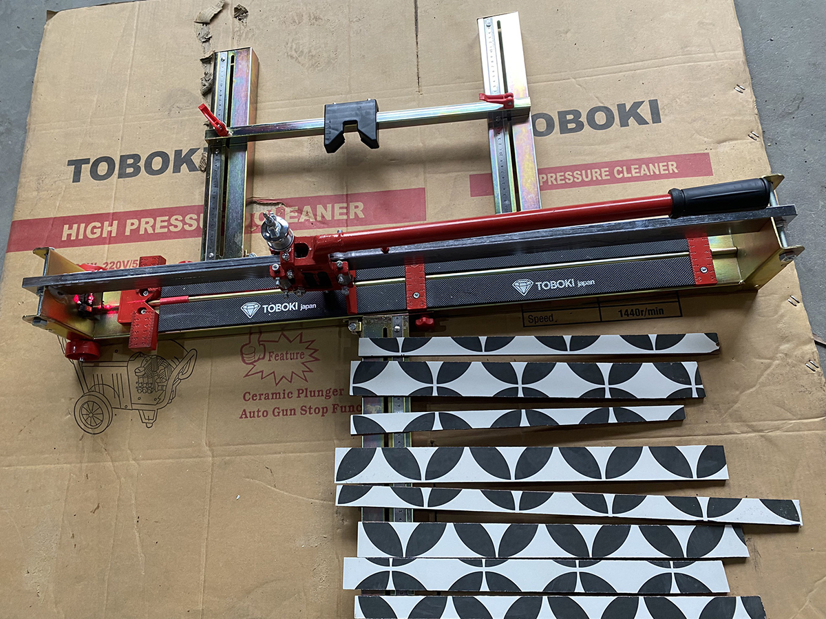 Bàn cắt gạch Toboki T-1200 - META.vn