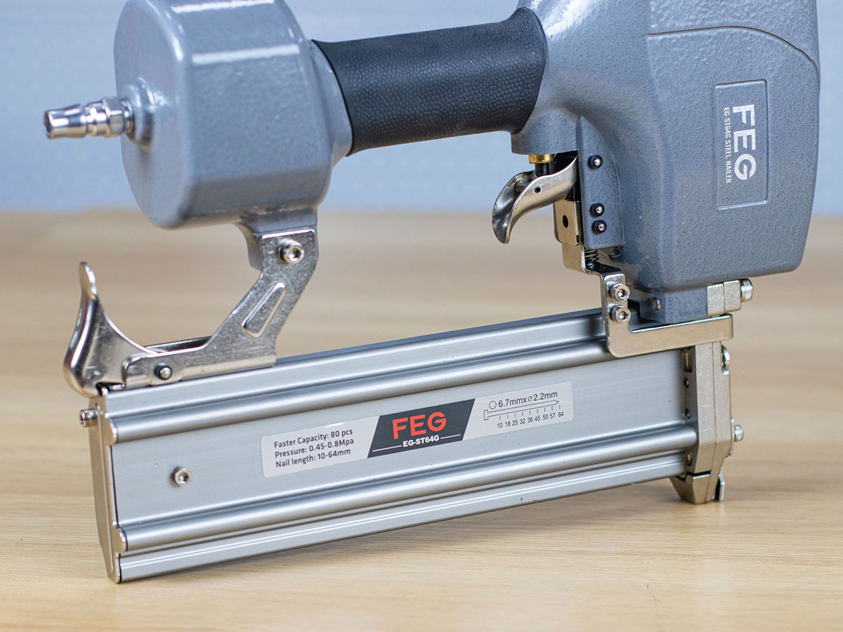 Máy bắn đinh bê tông chạy hơi FEG EG-ST64G - META.vn