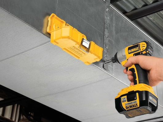 Hộp mũi vít 15 chi tiết DeWalt DWMTC15 - META.vn