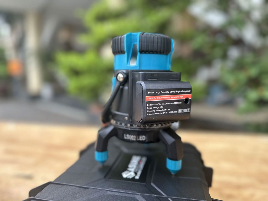 Máy cân mực Laser 5 tia siêu sáng Sasuke LS002 LED - META.vn