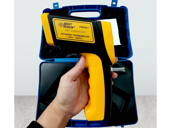 Máy đo nhiệt độ bằng hồng ngoại SmartSensor AR862D+ ( -50℃~1000℃, có cánh báo) - META.vn