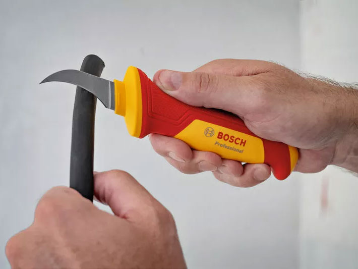 Dao rọc cáp lưỡi cong cách điện Bosch 1.000V VDE 1600A02NF6 - META.vn