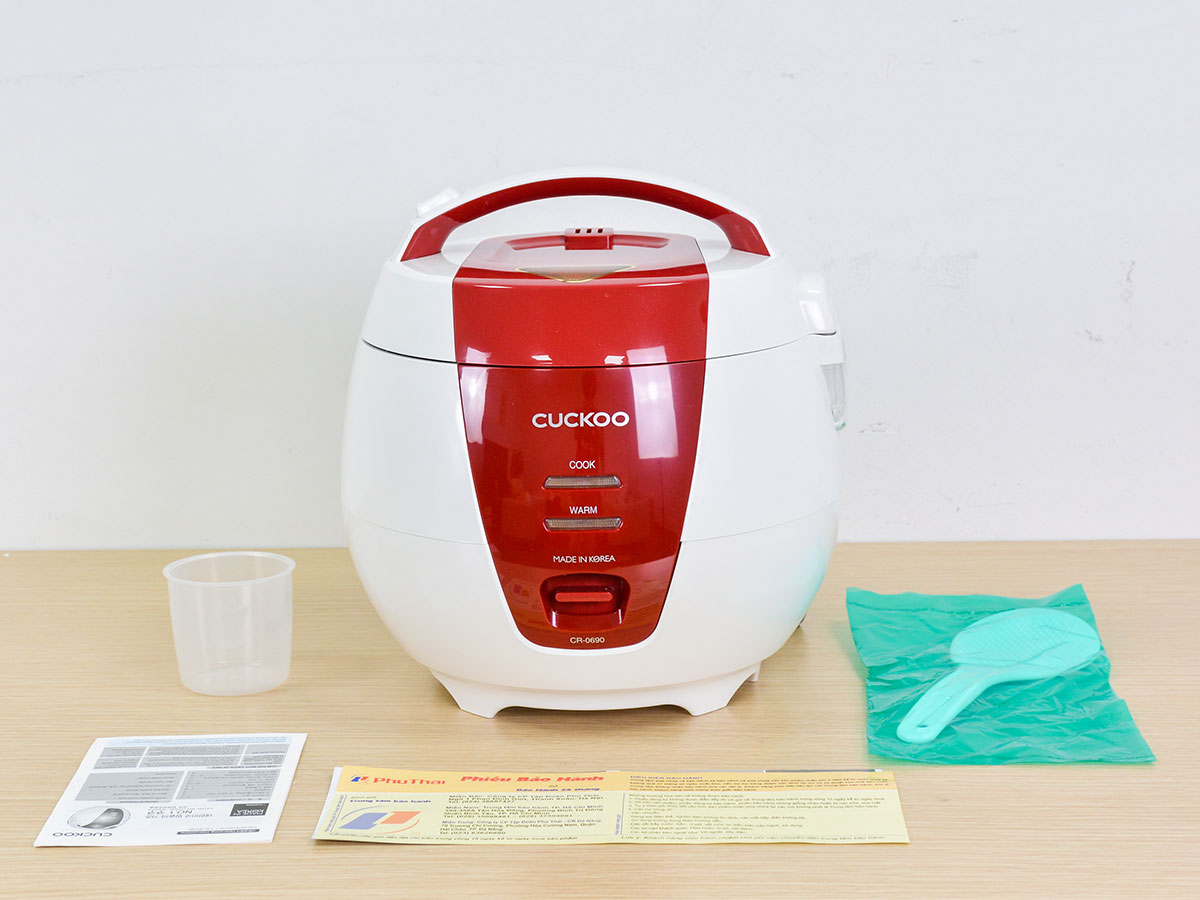 Nồi cơm điện Cuckoo CR-0690/RDVNCV - META.vn