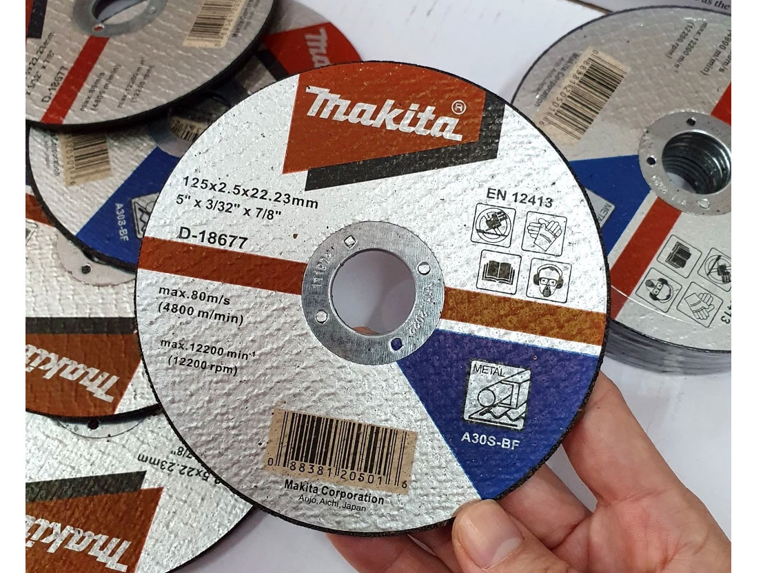 Đá cắt kim loại Makita D-18677 - META.vn