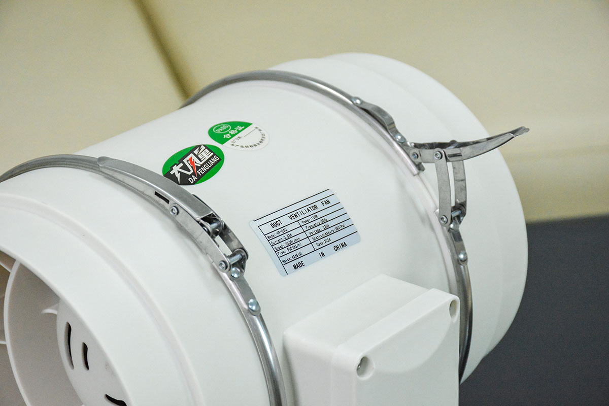 Quạt hút mùi nối ống HF200 - META.vn