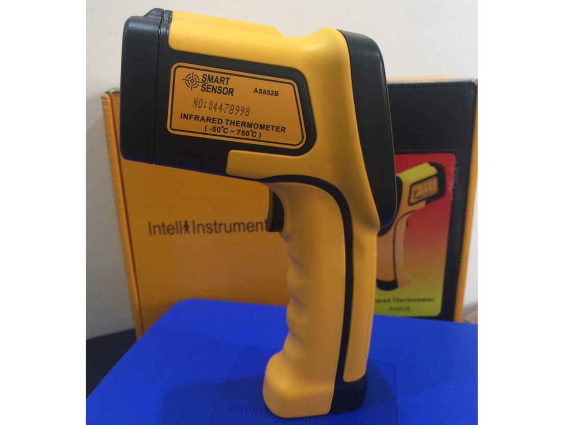 Súng đo nhiệt độ hồng ngoại Smartsensor AS852B (750℃) - META.vn